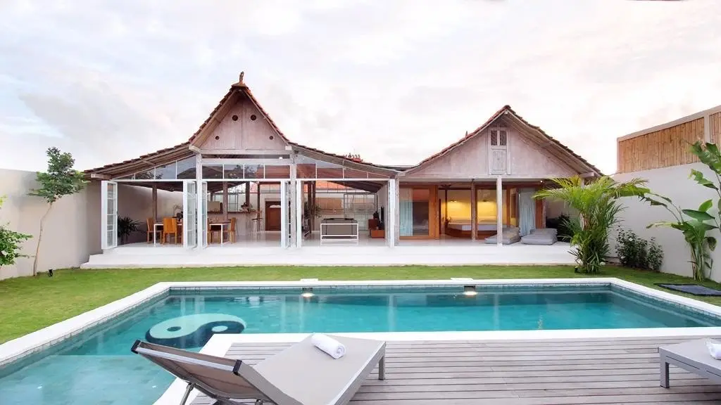 12 Desain Rumah Joglo Modern, Inspiratif Bisa Ditiru!