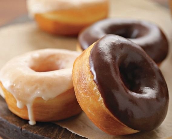 17 Resep Donat Lembut Anti Bantat dan Mudah Banget!