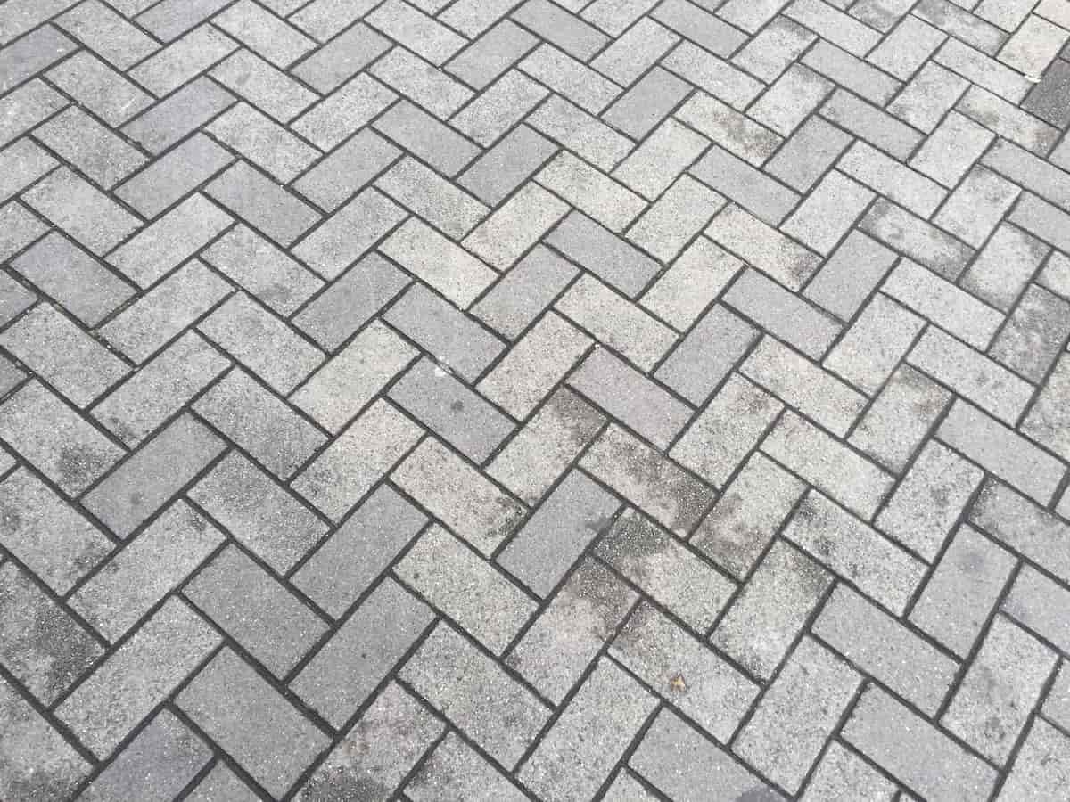Macam-Macam Ukuran Paving Block dan Tips Memilihnya